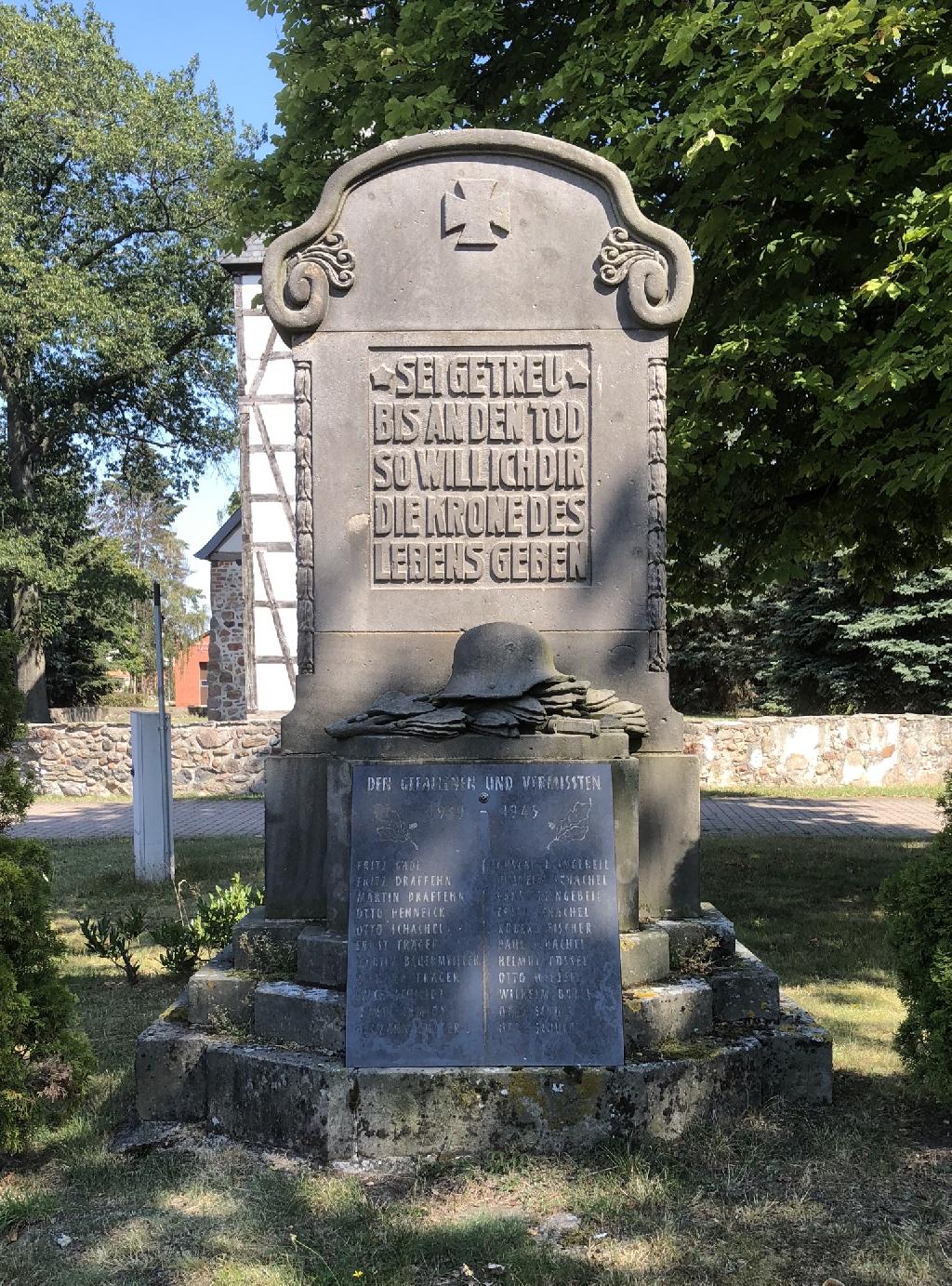 Kriegerdenkmal Breitenfeld | FreizeitMonster